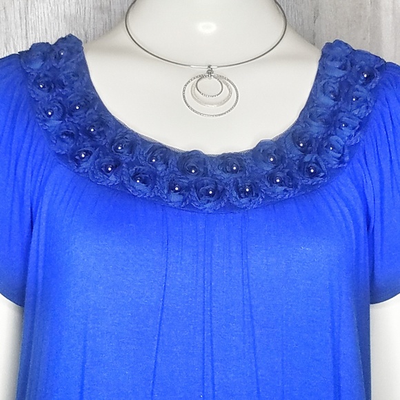 Elle | Tops | Elle Royal Blue Rose Embellished Blouse | Poshmark